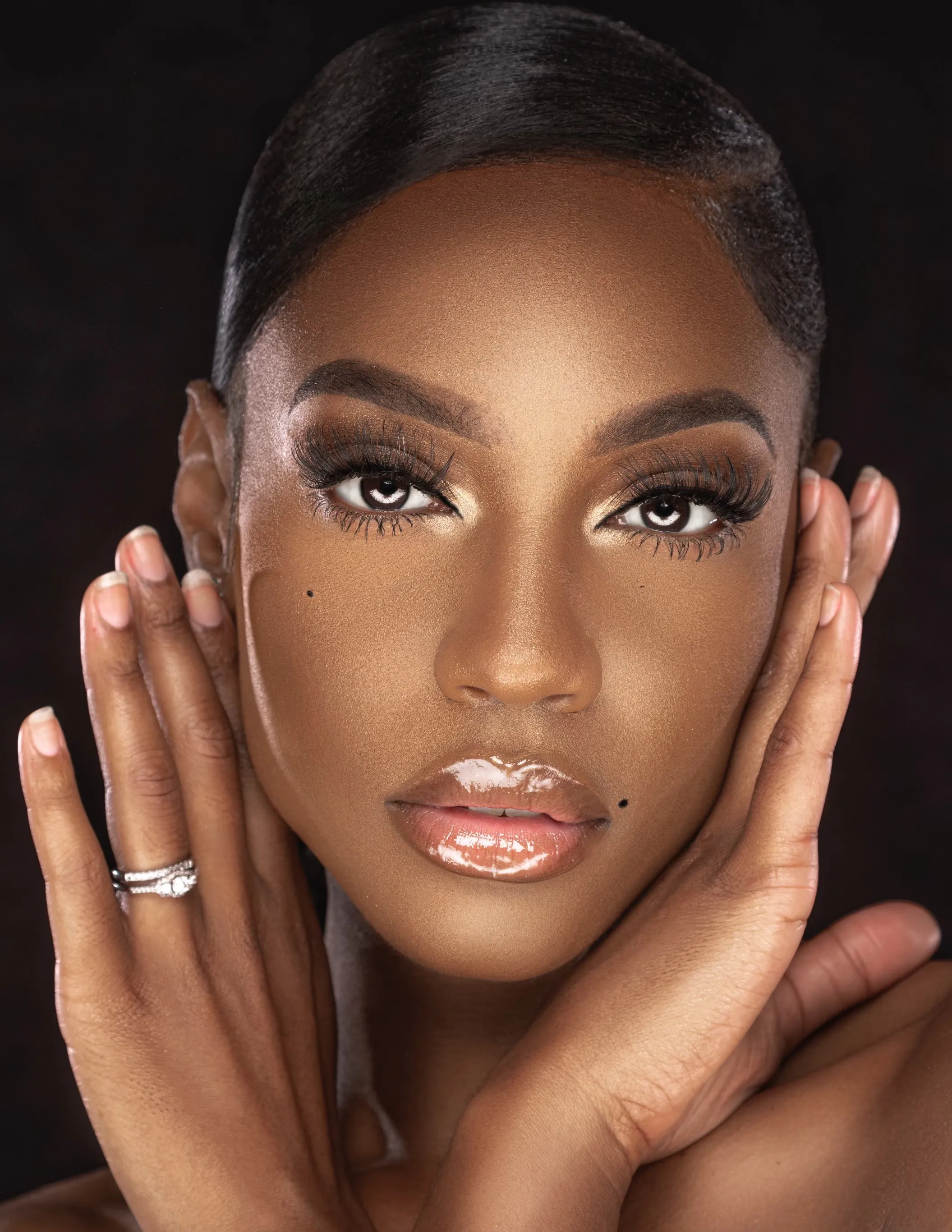 Mustbelandra @ MAXIM Cover Girl