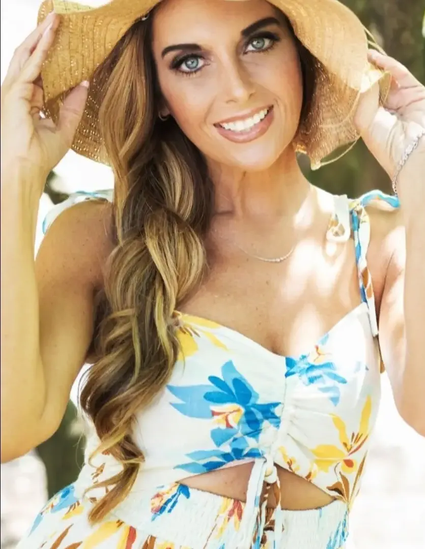 Kelly Sims @ MAXIM Cover Girl