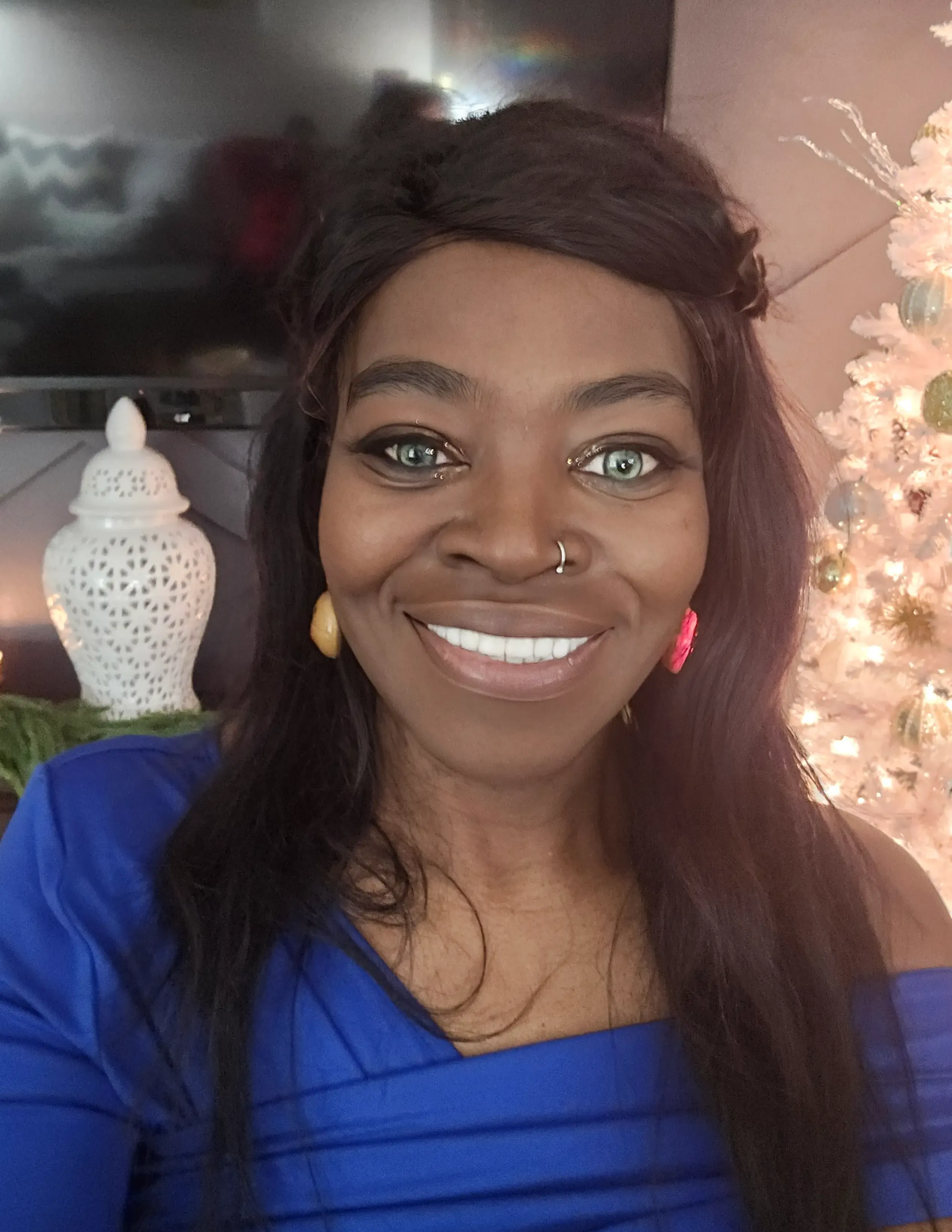 Kimethia @ MAXIM Cover Girl