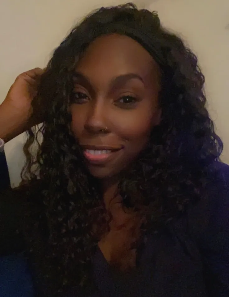 Bee @ MAXIM Cover Girl