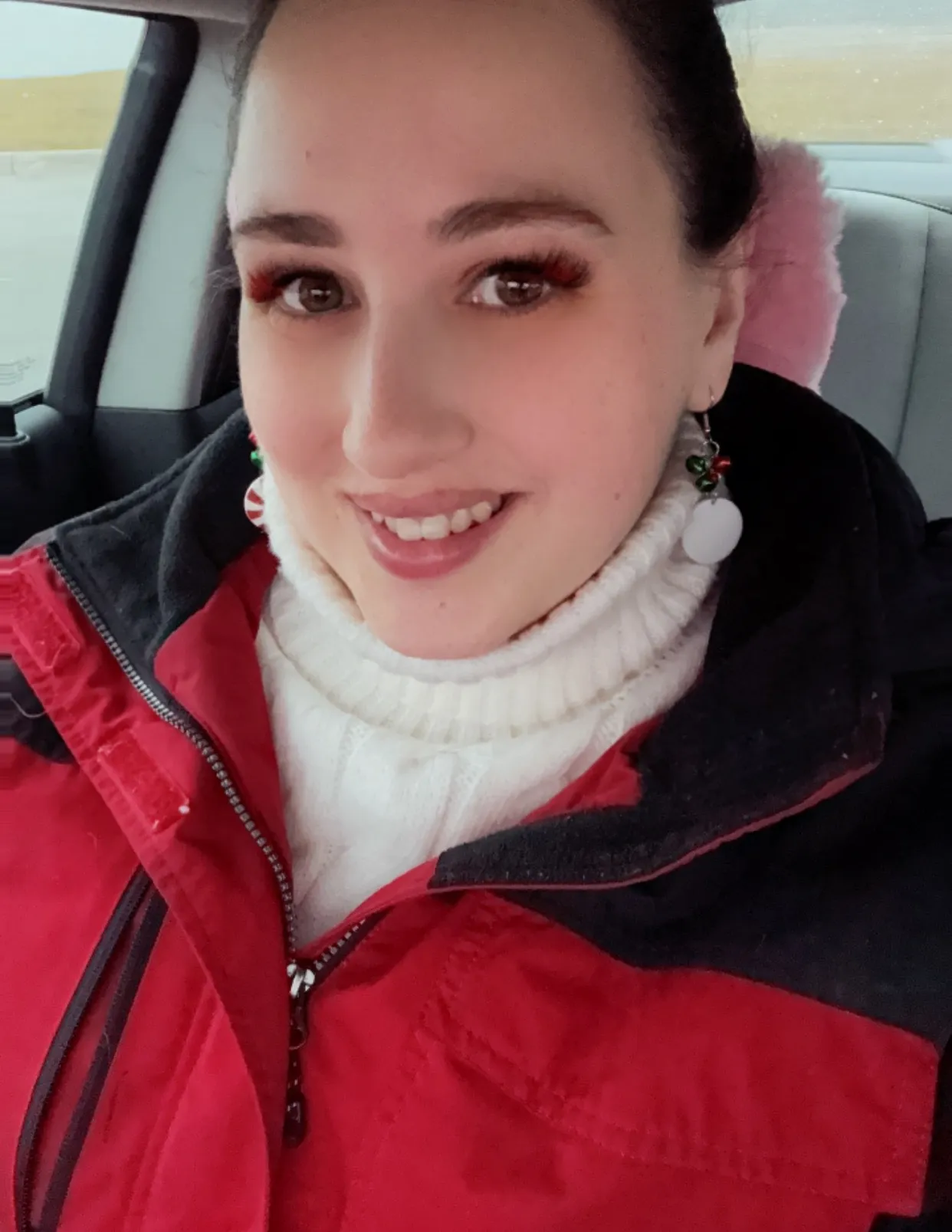 Tela VonLunen-Teppert @ MAXIM Cover Girl