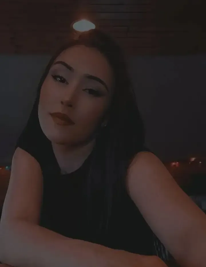 Erika Mason @ MAXIM Cover Girl