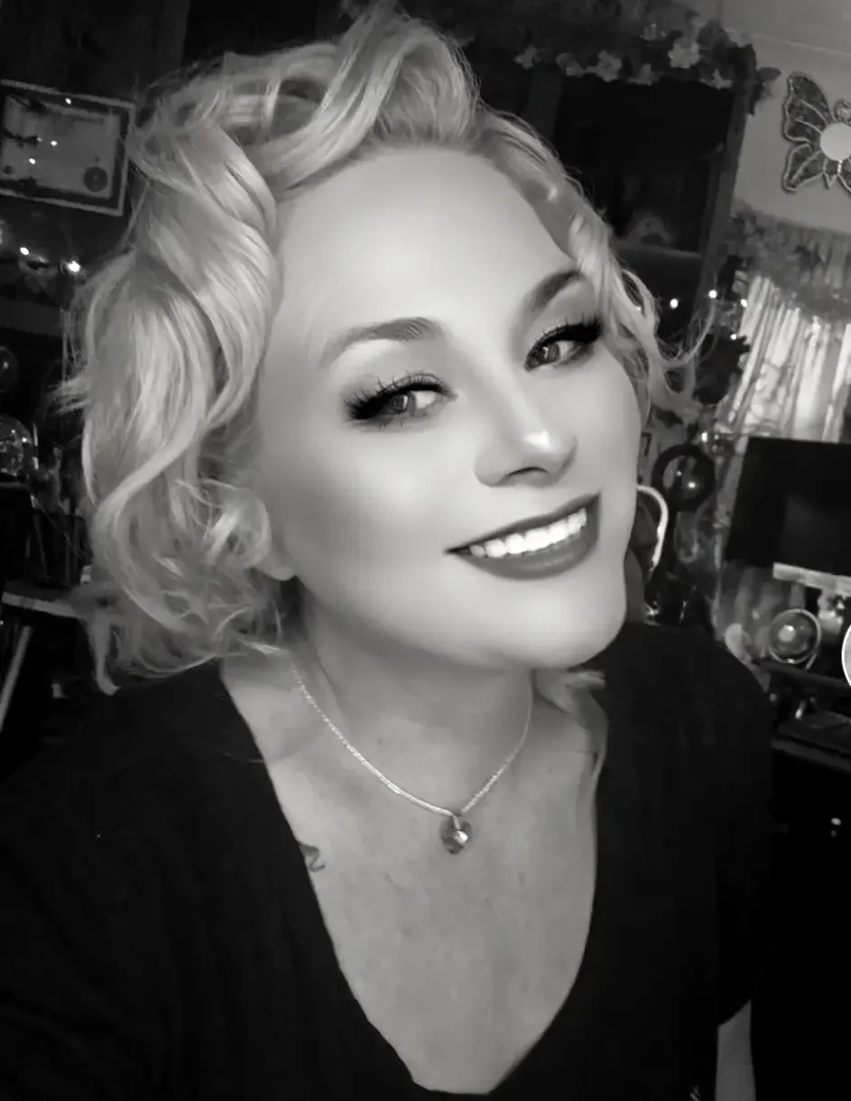 Mss.Mae.B @ MAXIM Cover Girl