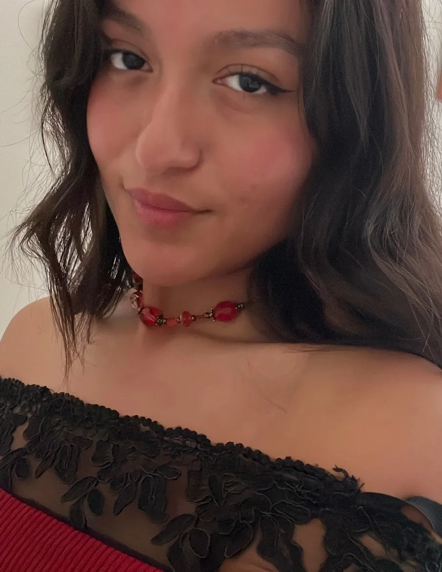 Kimberly amezcua de la Cruz @ MAXIM Cover Girl