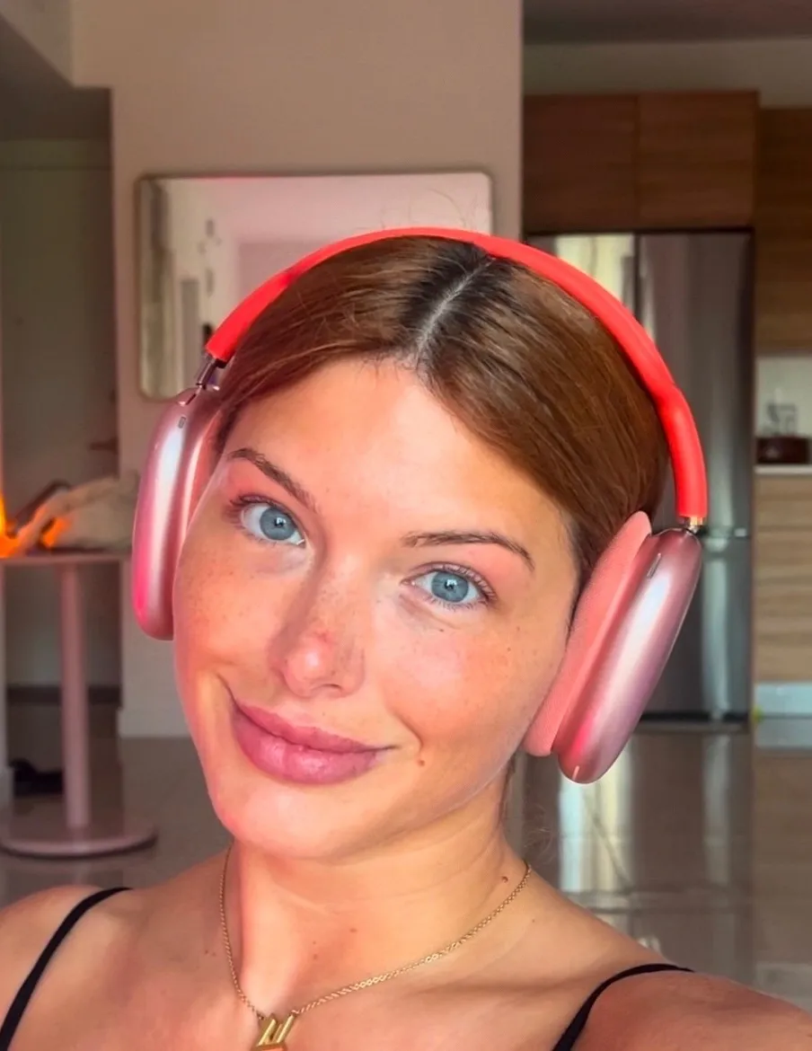 @malin.amber @ MAXIM Cover Girl