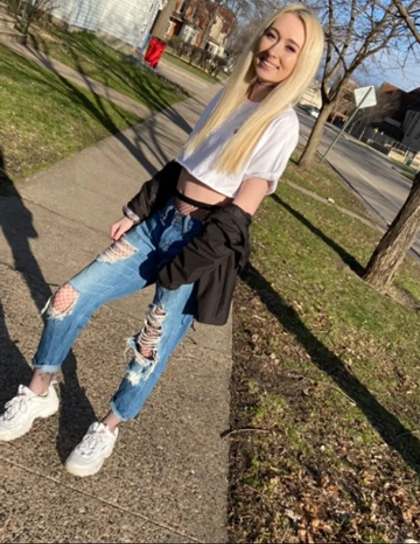 Lydia_ryan @ MAXIM Cover Girl